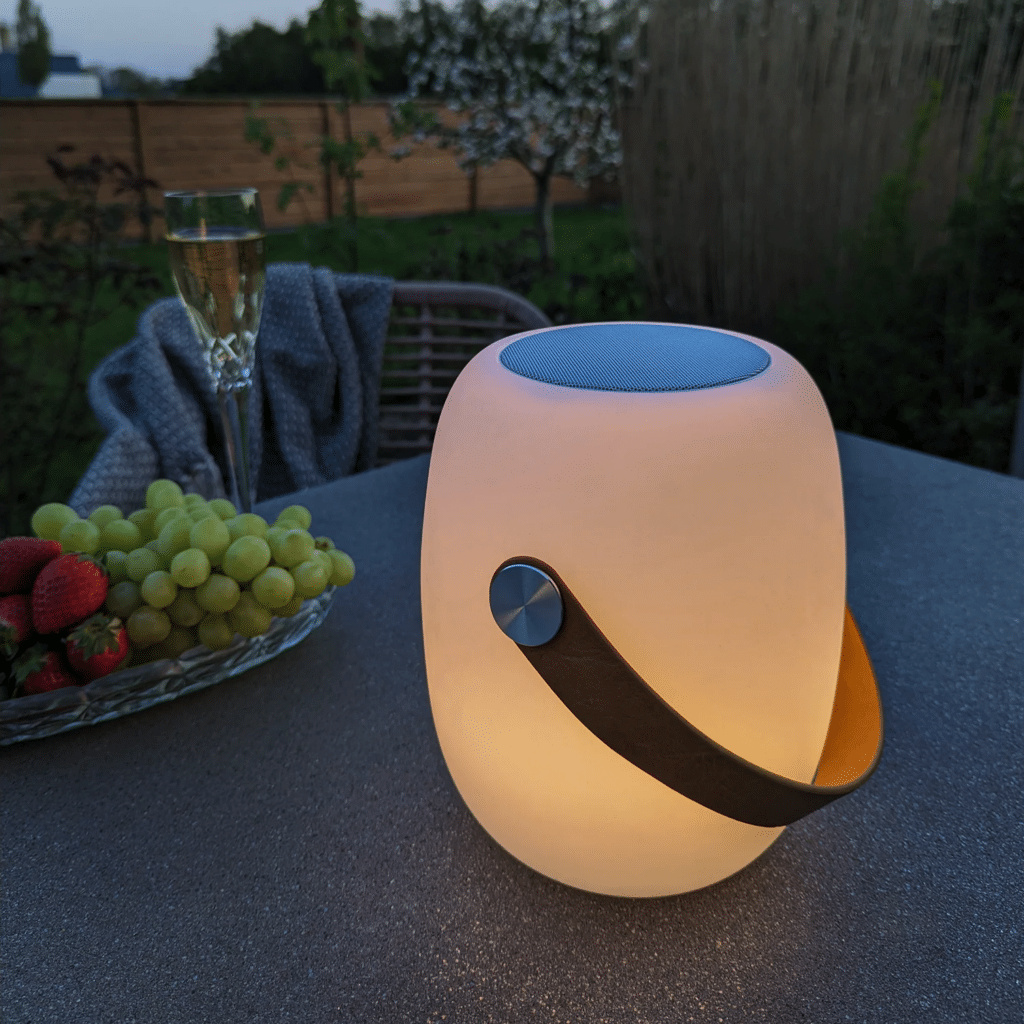 Cardiff LED lamp with leather strap and speakers from House Nordic